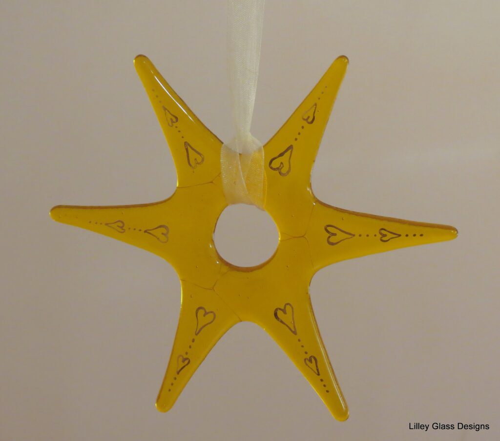 Yellow Star with Hearts - LILLEY GLASS DESIGNS