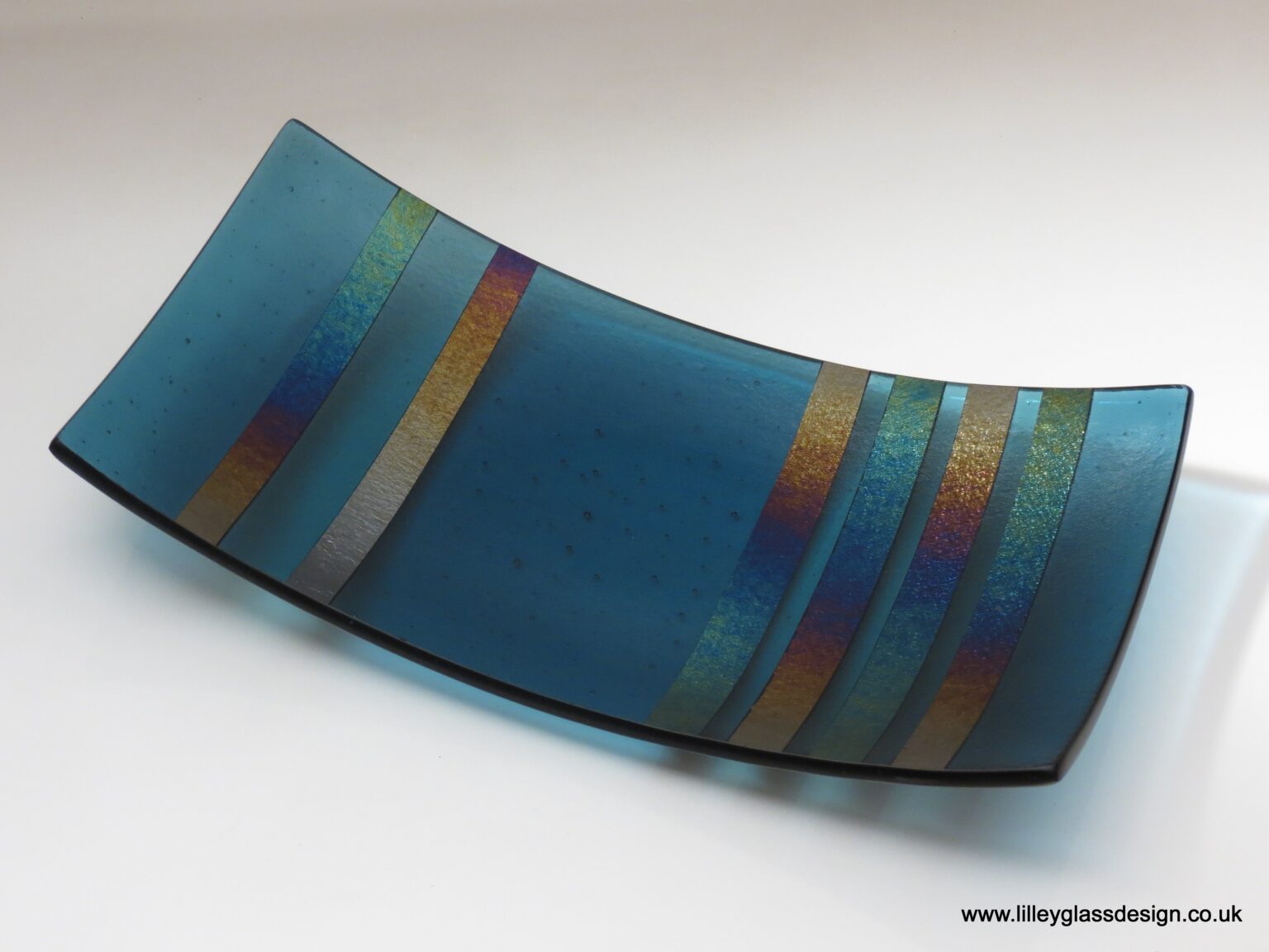 Iridescent plates - LILLEY GLASS DESIGNS